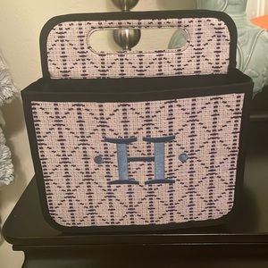 thirty-one - Poshmark